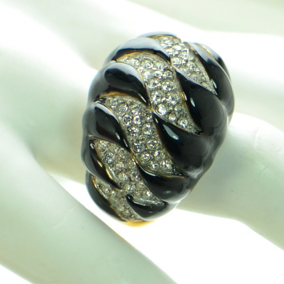 Kenneth Jay Lane | Jewelry | Kenneth Jay Lane Kjl Black Enamel ...